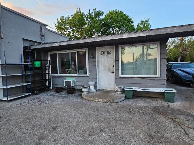 1507 Cleveland Road