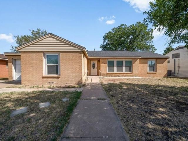1507 E 11th Pl, Big Spring, TX 79720