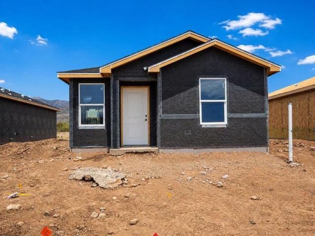 1507 Galway Dr, Alamogordo, NM 88310