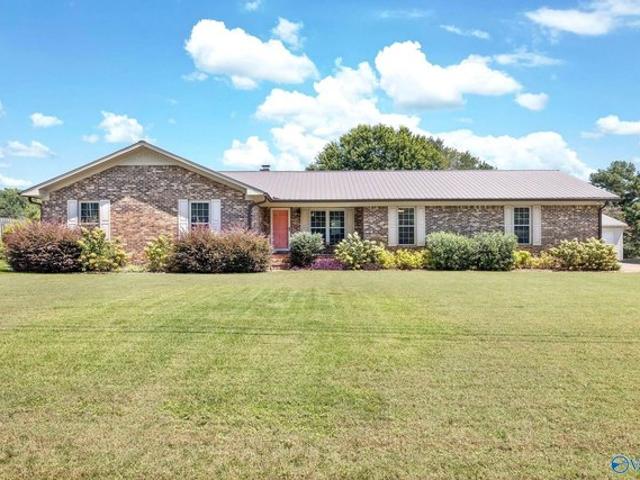 1507 Hickory St, Albertville, AL 35950