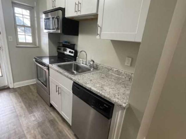 1507 Jackson 1 Bedroom Apartment for Rent at 1507 Jackson St, Charleston, WV 25311 East End
