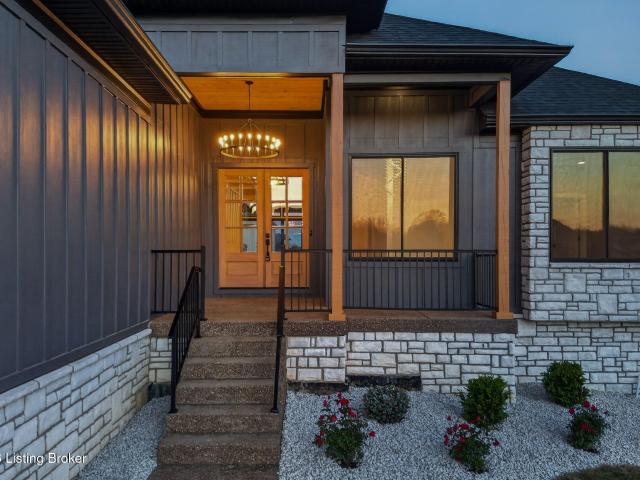1507 Lincoln Hill Way