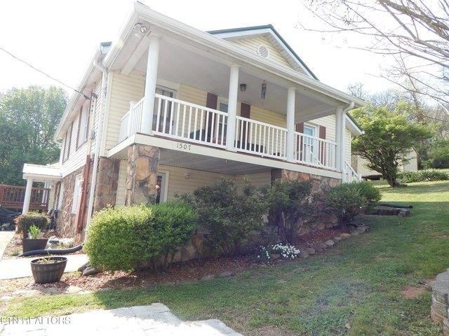 1507 Paramount Rd, Knoxville, TN 37924