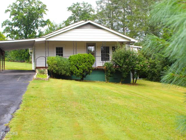 1507 Paris Rd