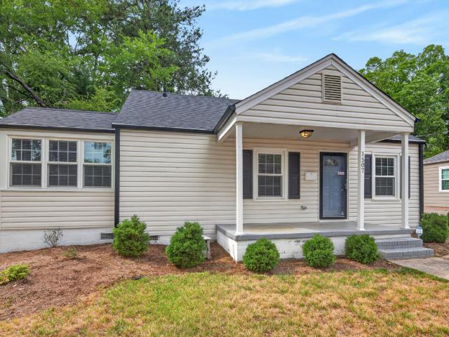 1507 Robinhood Road