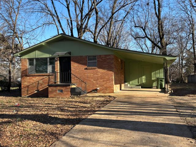 1507 SW Maple Street