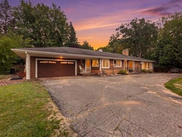 1507 S 6th St, Brainerd, MN 56401