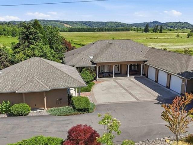 1507 S Scheuber Rd, Centralia, WA 98531