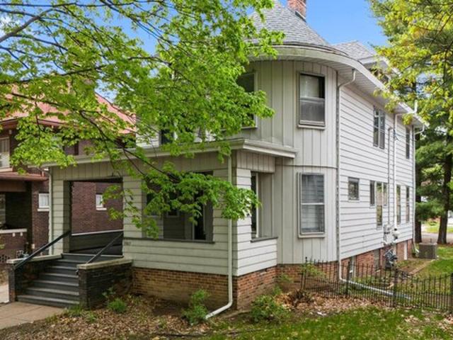 1507 W Barker Ave, Peoria, IL 61606