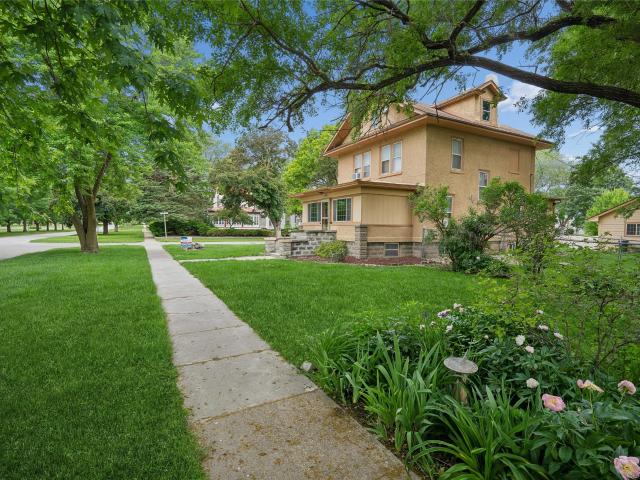 1507 Walnut Street