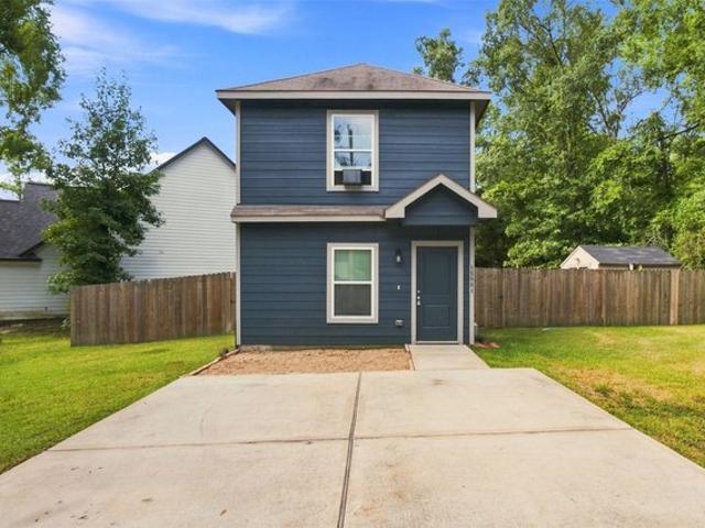 15081 Travis Ln, Willis, TX 77378