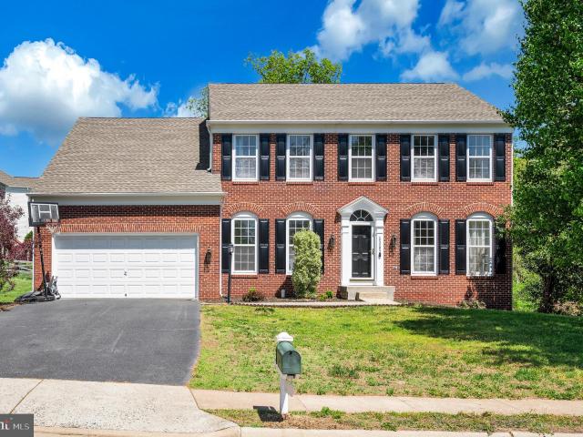 15082 Stepping Stone Dr, Haymarket, VA 20169 | MLS #VAPW2117 | Compass
