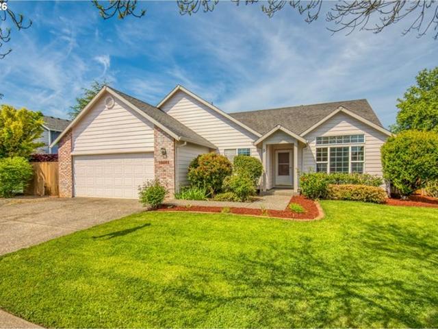 15085 Spyglass Ln, Oregon City, OR 97045