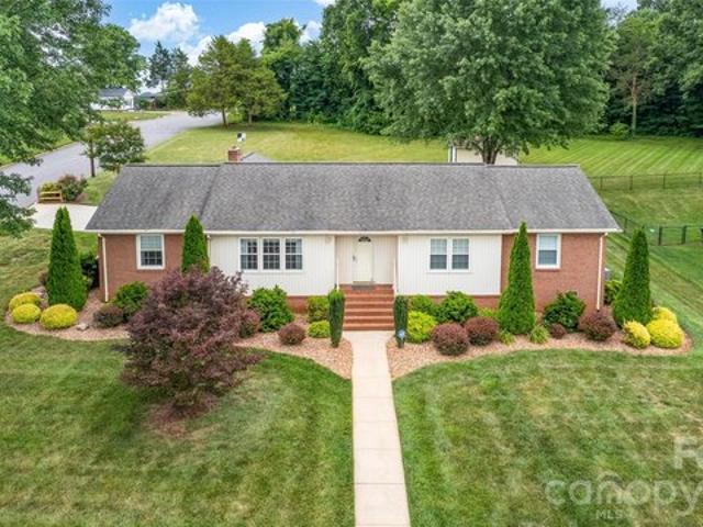 1508 Mount Vernon Ave, Statesville, NC 28677