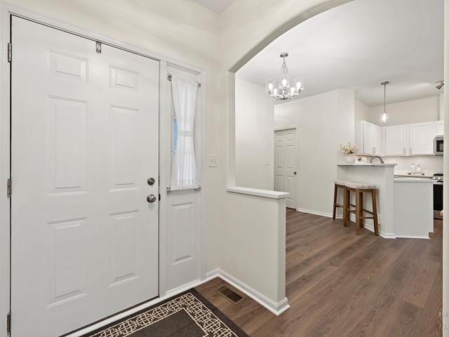 1508 N Waterbury Circle
