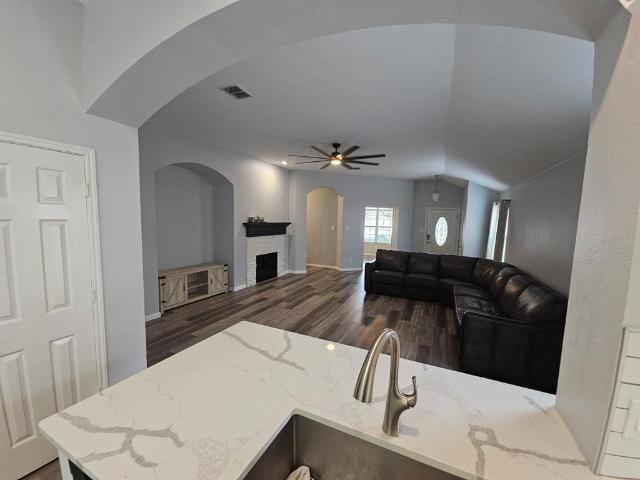 1508 Black Willow Trail