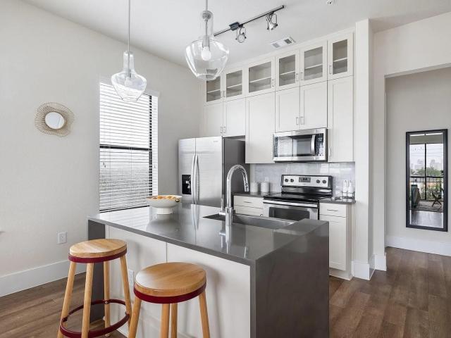 1508 Blodgett Street 401
