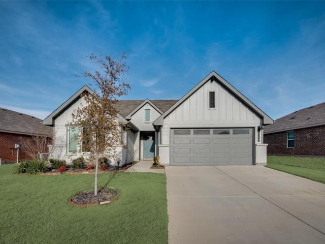 1508 Forest Park Dr, Alvarado, TX 76009
