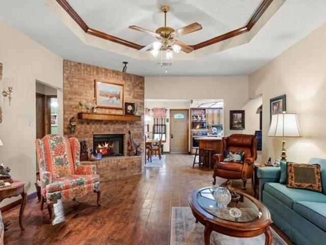 1508 Greenwood