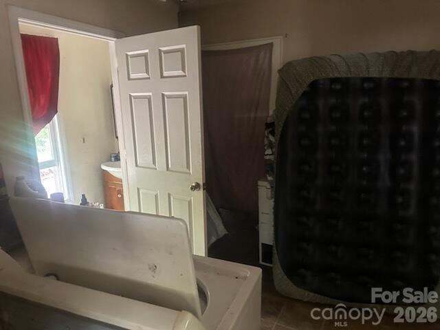 1508 Kings Road