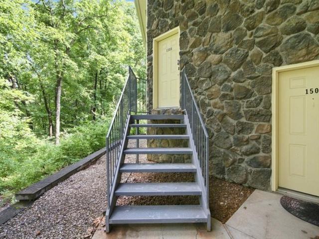 1508 Park De Ville Pl, Columbia, MO 65203