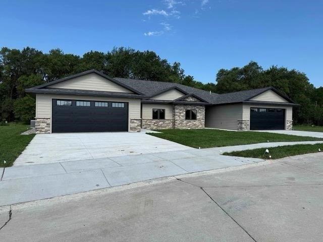 1508 Regency Cir N, Norfolk, NE 68701