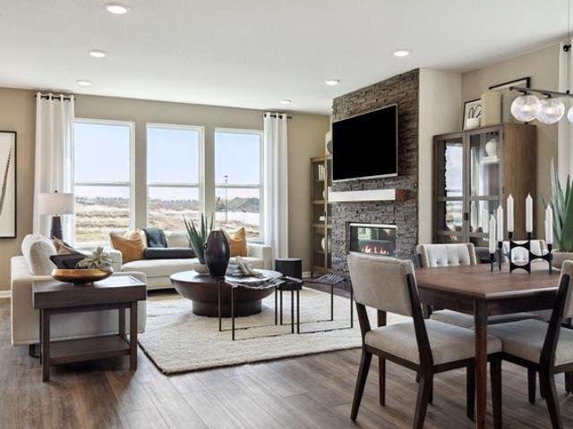15096 Amber Fields Blvd W, Rosemount, MN 55068
