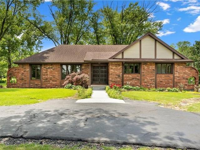 15096 E Quail Rd, Nevada, MO 64772