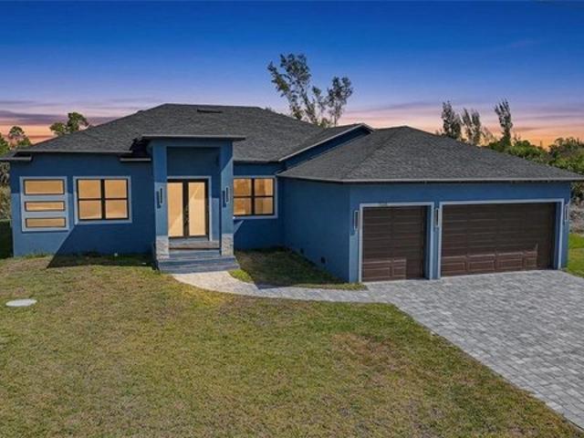 15096 Lakeland Cir, Port Charlotte, FL 33981