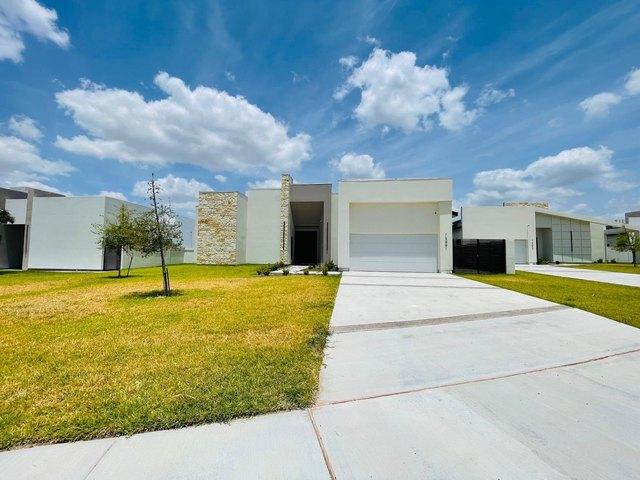 1509 Ocio Dr, Laredo, TX 78045