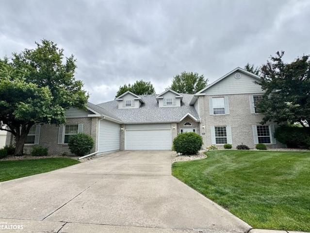 1509 Orchard Meadow Dr Apt B, Burlington, IA 52601