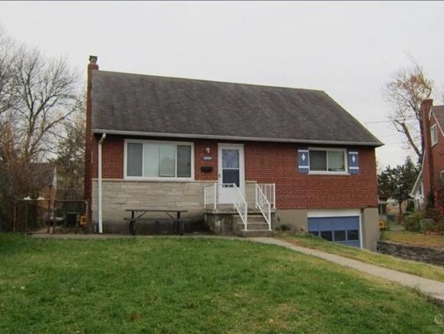 1509 Balfour Ln, North College Hill, OH 45231