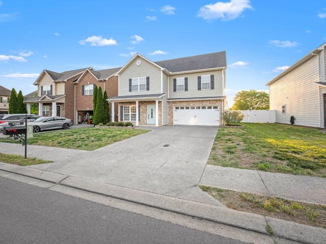 1509 Barnsley Dr
