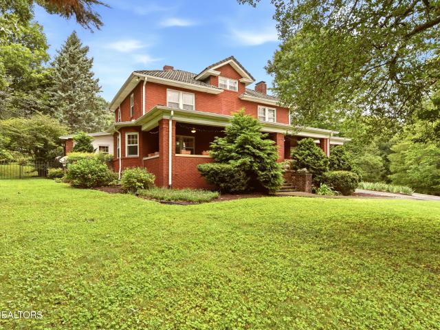 1509 Cedar Lane
