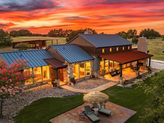 1509 County Road 326, Bertram, TX 78605