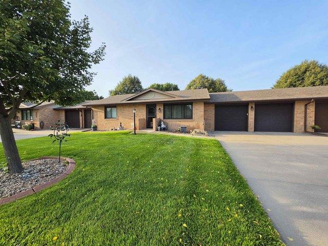 1509 E 44th St, Kearney, NE 68847