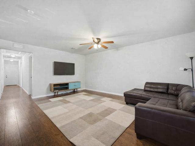 1509 Paloma Avenue