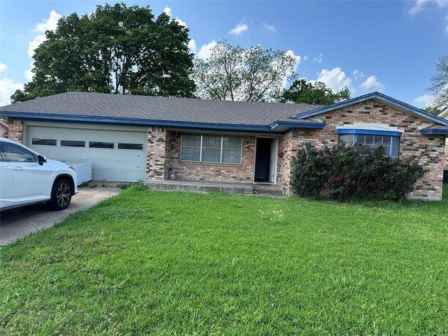 1509 Robin Dr, Sherman, TX 75092
