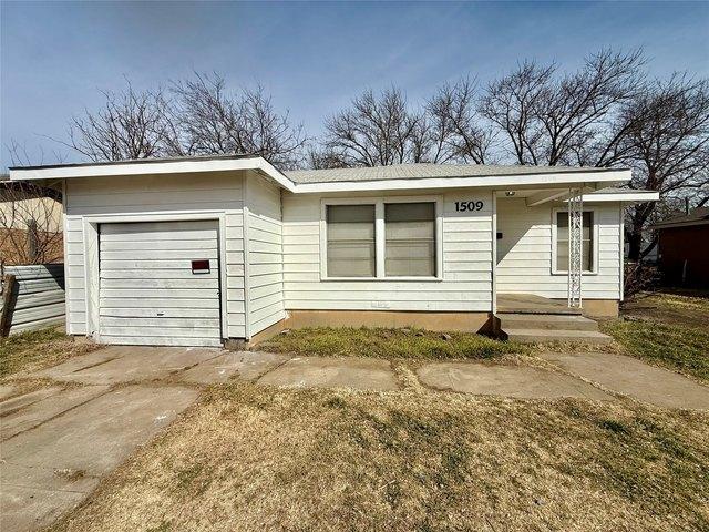 1509 SE 18th St, Mineral Wells, TX 76067