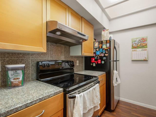 1509 W 39th 1/2 St # 208