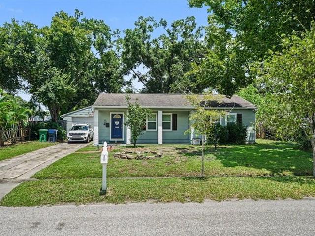 1509 W Barr Dr, Tampa, FL 33603