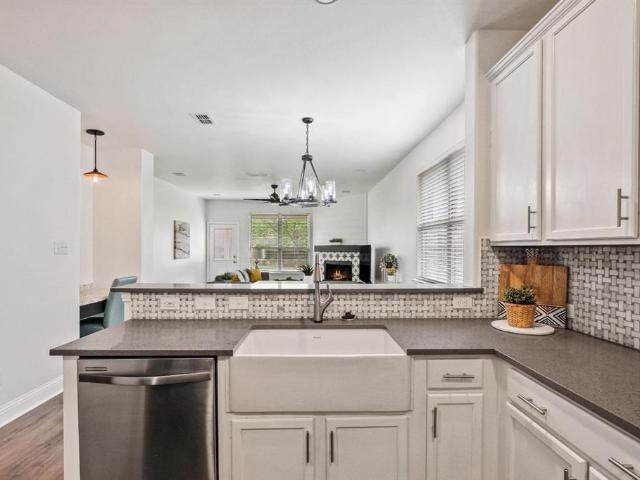 1509 Waterfall Lane