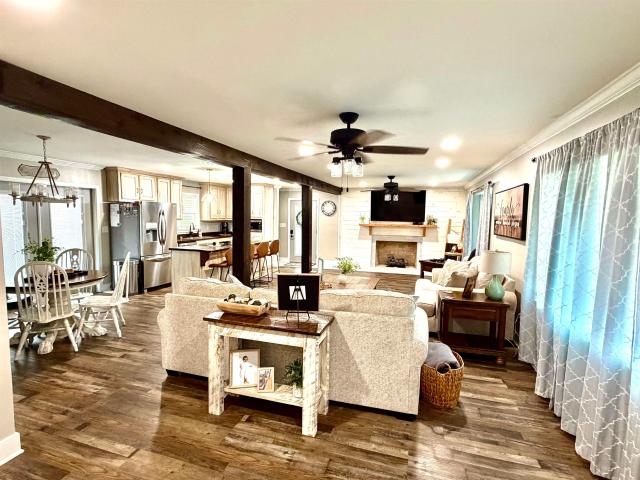 1509 Woodmont Dr