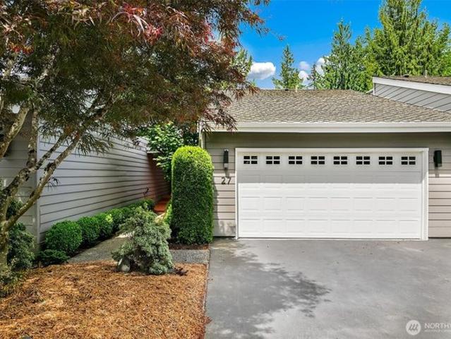 15000 Village Green Dr Apt 27, Bothell, WA 98012