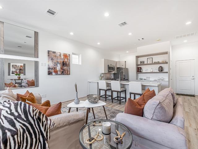 15000 S Richmond Ave, Unit 5, Houston, TX 77082 | MLS #31718