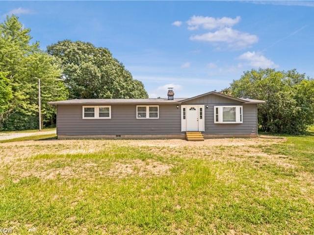 15001 Baumhart Rd, Oberlin, OH 44074