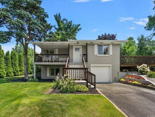 15004 Riley St, Holland, MI 49424