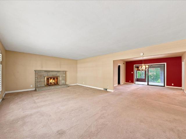 1500 Mayfield Avenue