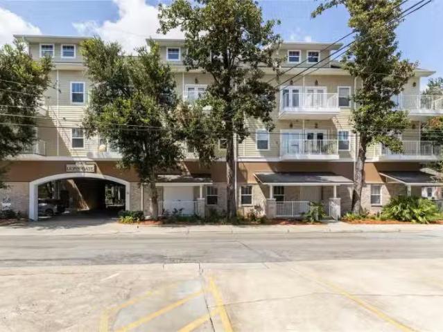 1500 NW 4TH AVE APT 206, GAINESVILLE, FL 32603 Condo/Townhome.