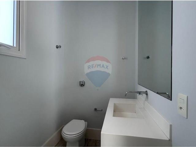 1500 Área Útil Casa de Condomínio Alugar, 4 Dormitórios localizado em Tamboré, Barueri, São Paulo, 06460120 | Brasil